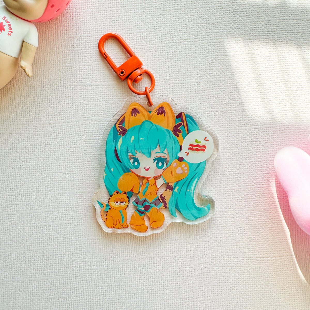 Garfield Miku keychain – quaphadoodle